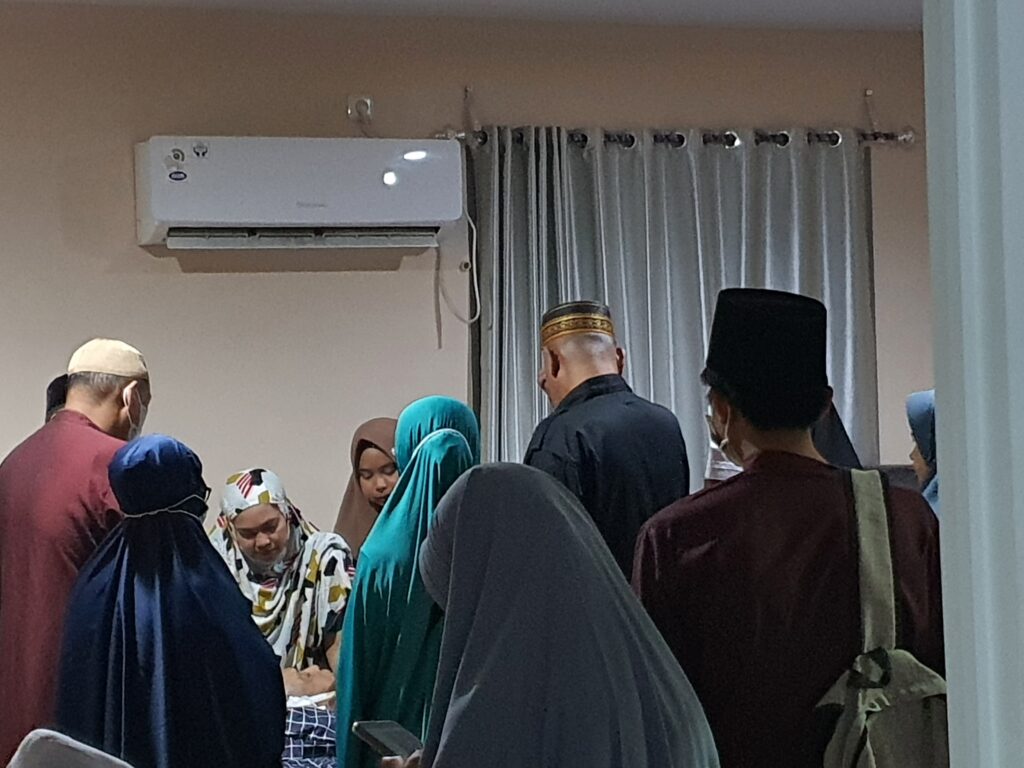 Inna lillahi wa inna ilaihi raji'un Anregurutta Syuaeb Tutup Usia - As'adiyah Pusat